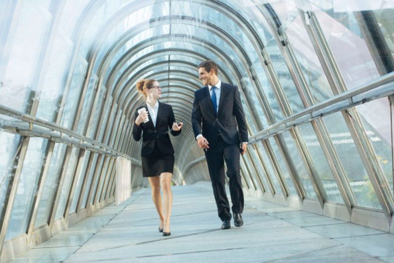 How to increase the impact of your corridor conversations - Corrinne Armour